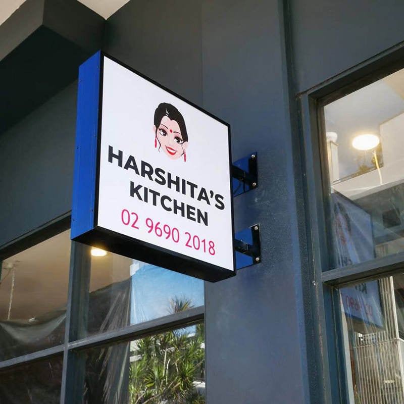 Custom LED Illuminated Blade Projecting Signs